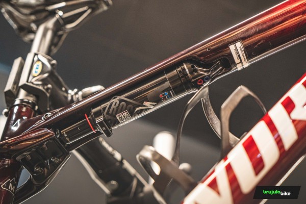 How to set up and adjust the Specialized Epic World Cup shock absorber