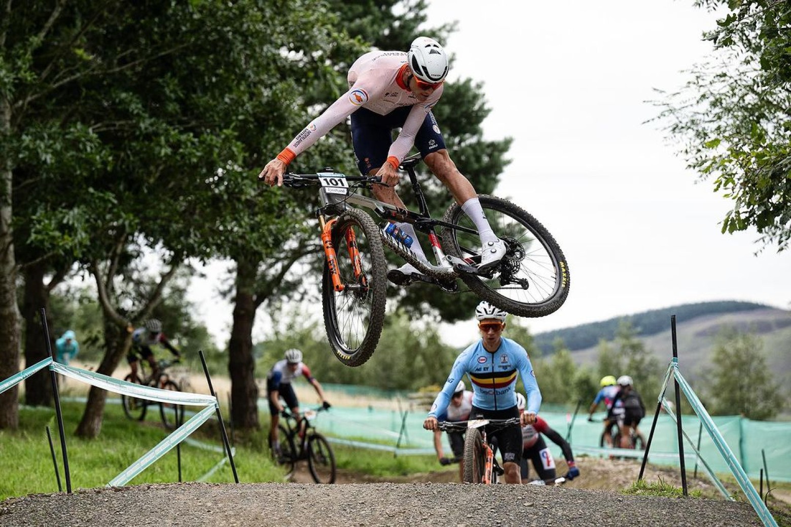 Van der Poel estaría pensando en abandonar el Tour tras la etapa de ...