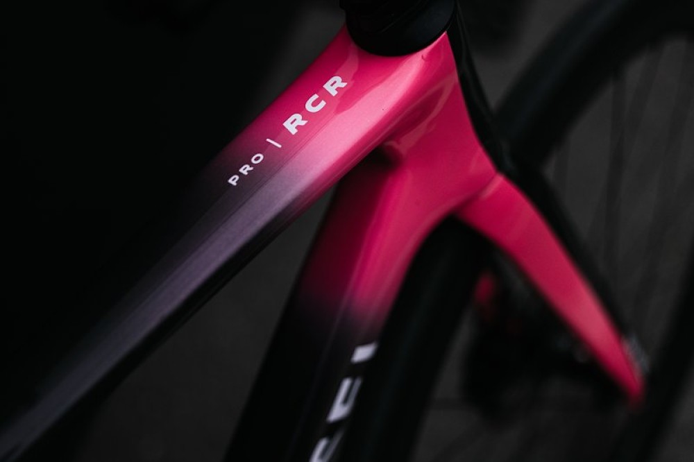 The Van Rysel RCR Pro of the Van Rysel-Roubaix team in detail