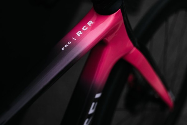 The Van Rysel RCR Pro of the Van Rysel-Roubaix team in detail