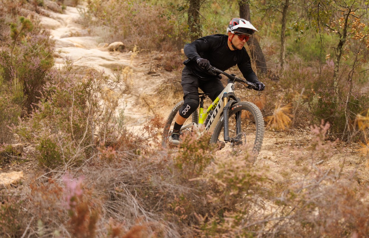 We test the SCOTT Ransom 2024: much more than a hidden shock