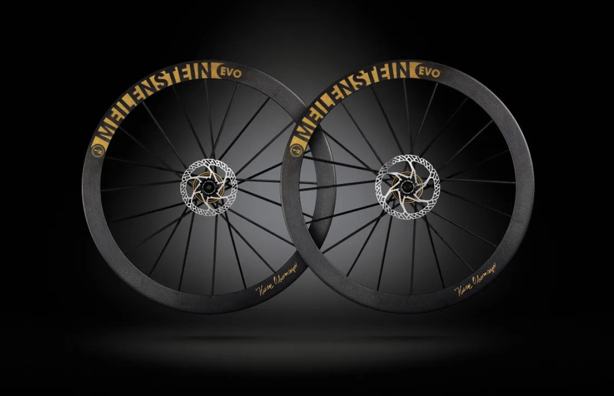 Près de 10 000€ pour les nouvelles Lightweight Meilenstein Evo Gold