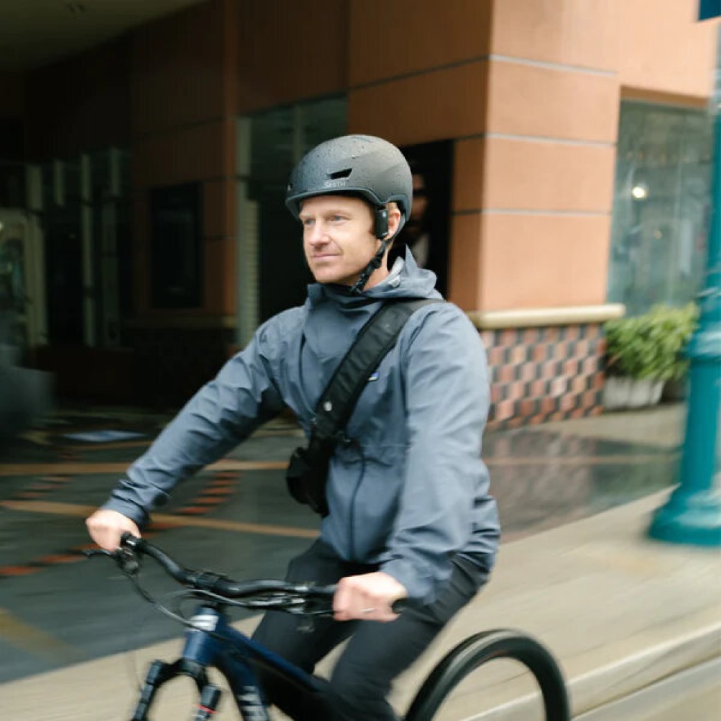 Aleck Punks: unos auriculares-walkies que se instalan en las correas ...