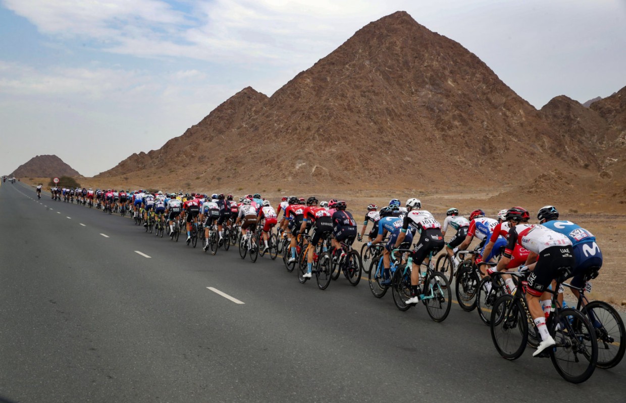 El World Tour viaja al desierto con la disputa del UAE Tour 2024