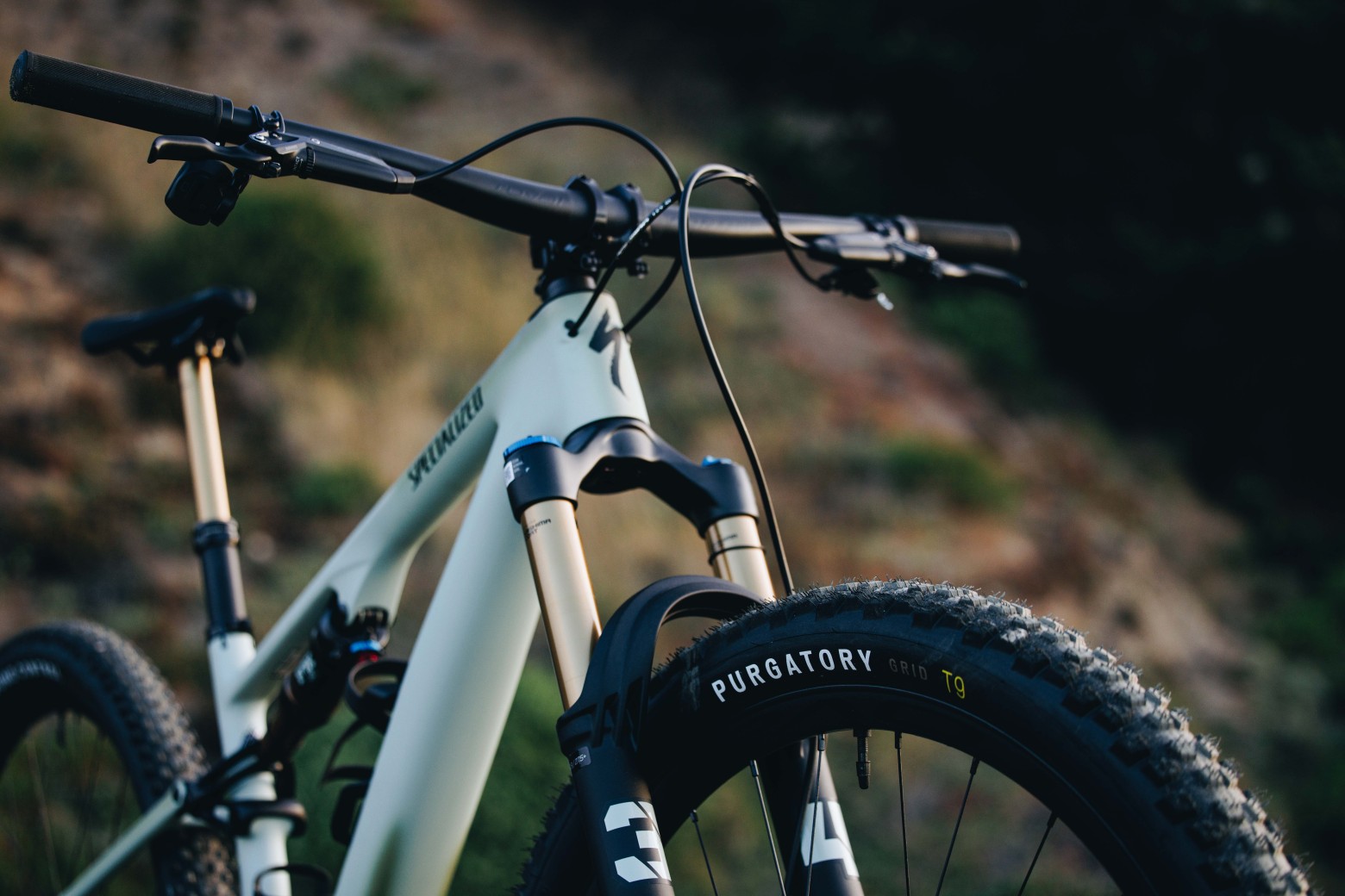New Specialized Epic 8 EVO: an XC climbing and a Trail downhill
