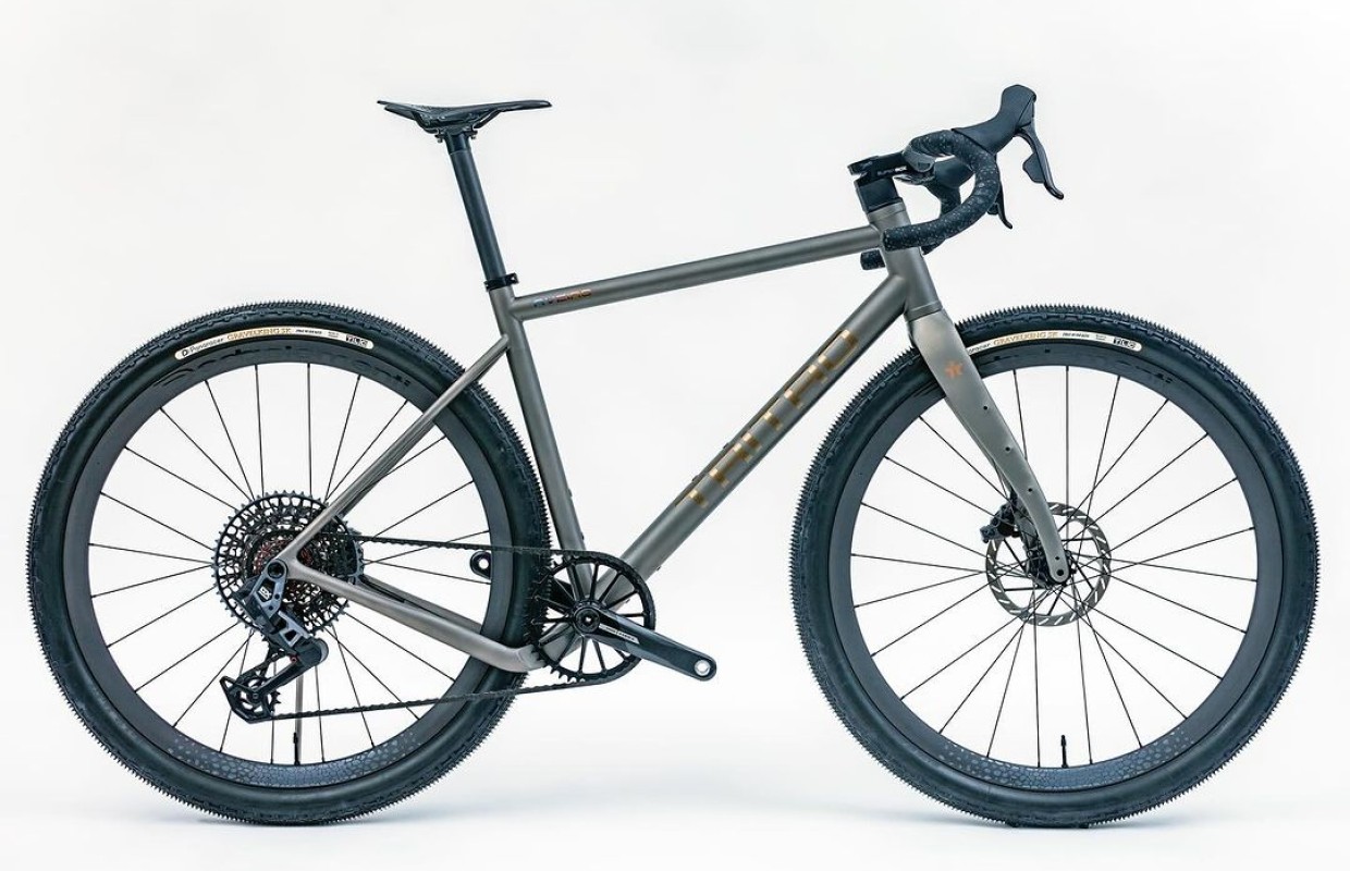 Tritão Aveiro 3D Ti: uma gravel de titânio com história e feita em Portugal