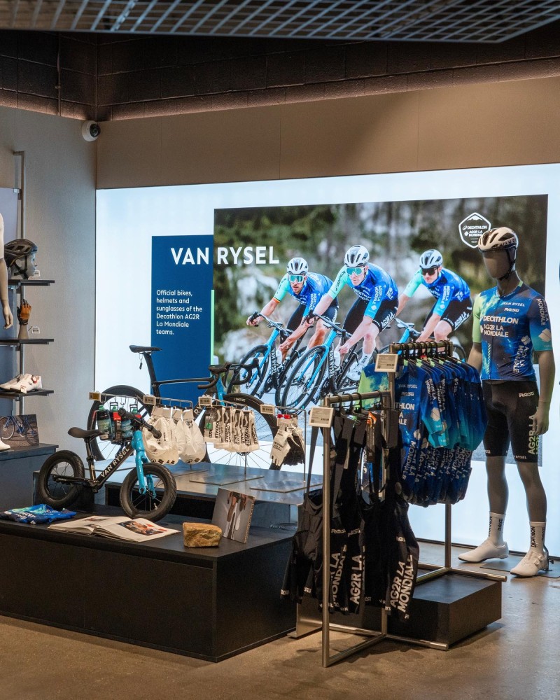 Van Rysel opens its first store and reveals that it wants to be one of ...