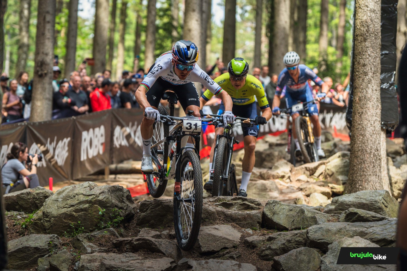 Tom Pidcock firma un recital para coronarse en la Copa del Mundo XCO de ...