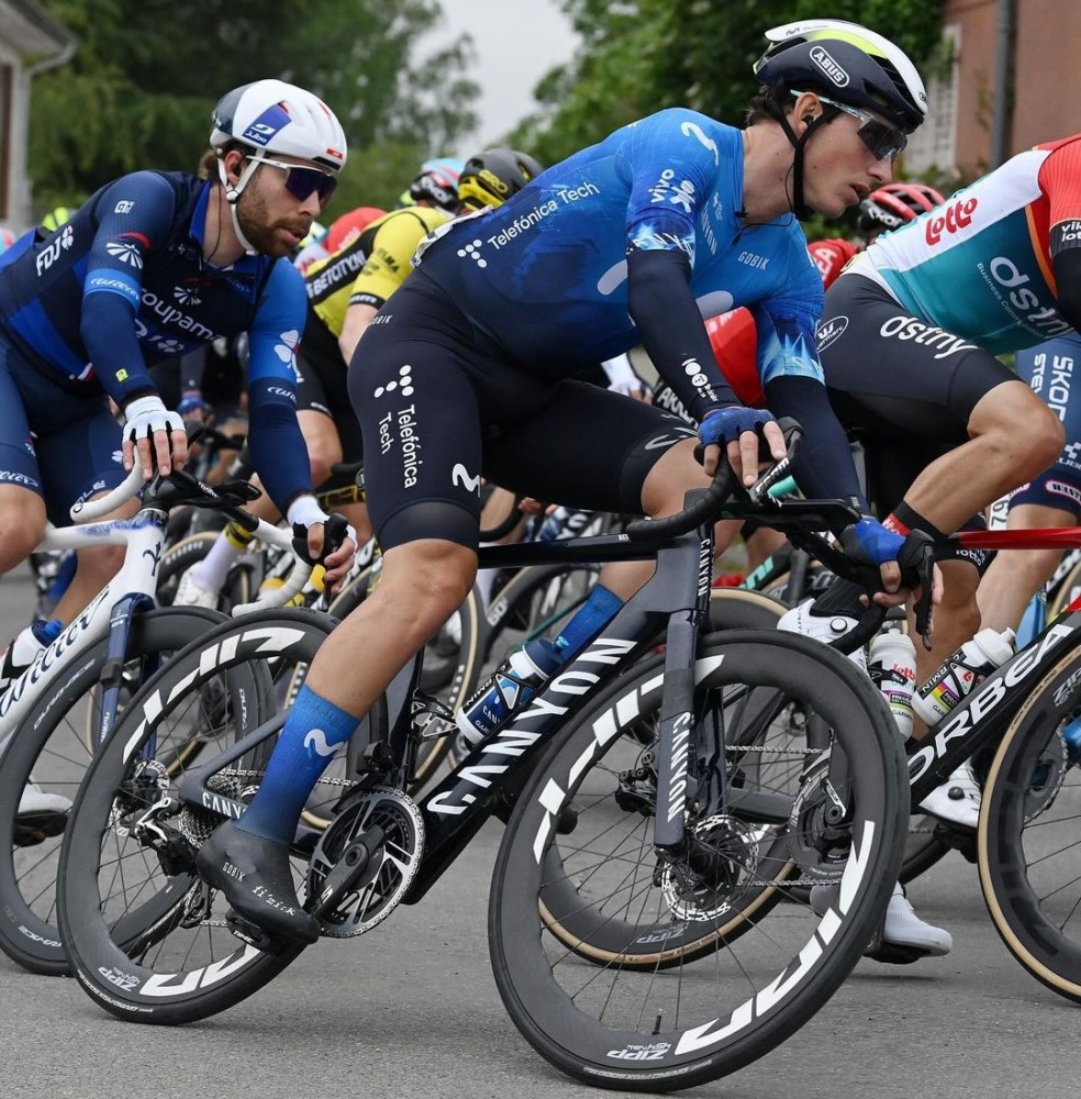 Movistar debuts a new Canyon Aeroad at Dauphiné