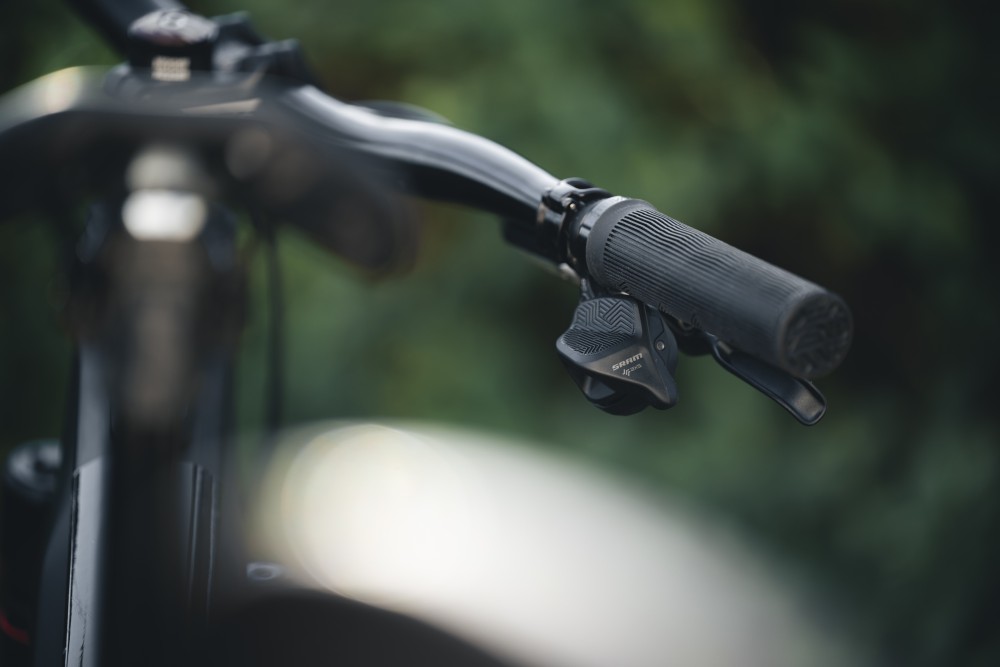 New SRAM AXS Pod Rocker: Nino Schurter's preferred shifter hits the market