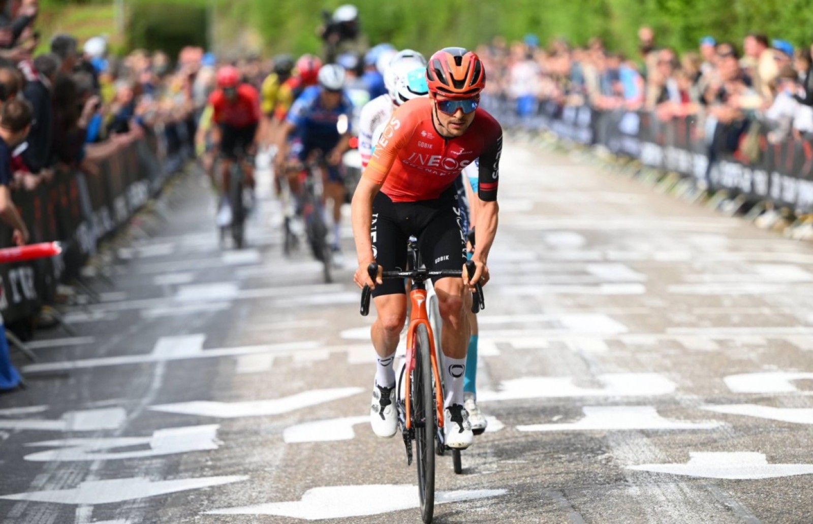 Pidcock avisa, no dejará que nadie decida su rol en el Tour