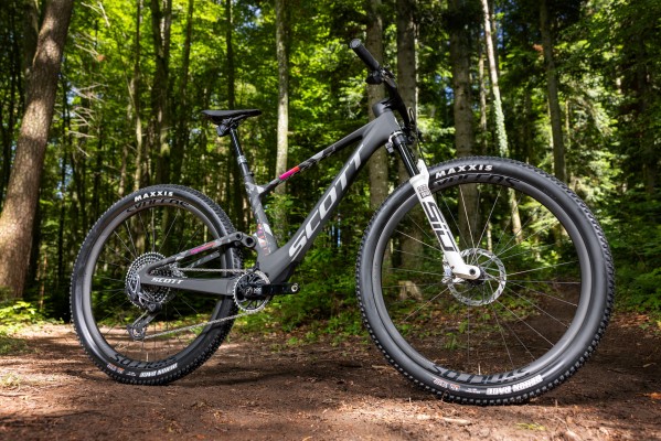 Nuevas SCOTT SPARK RC x FLIGHT ATTENDANT: estrenan cuadro, suspensiones ...