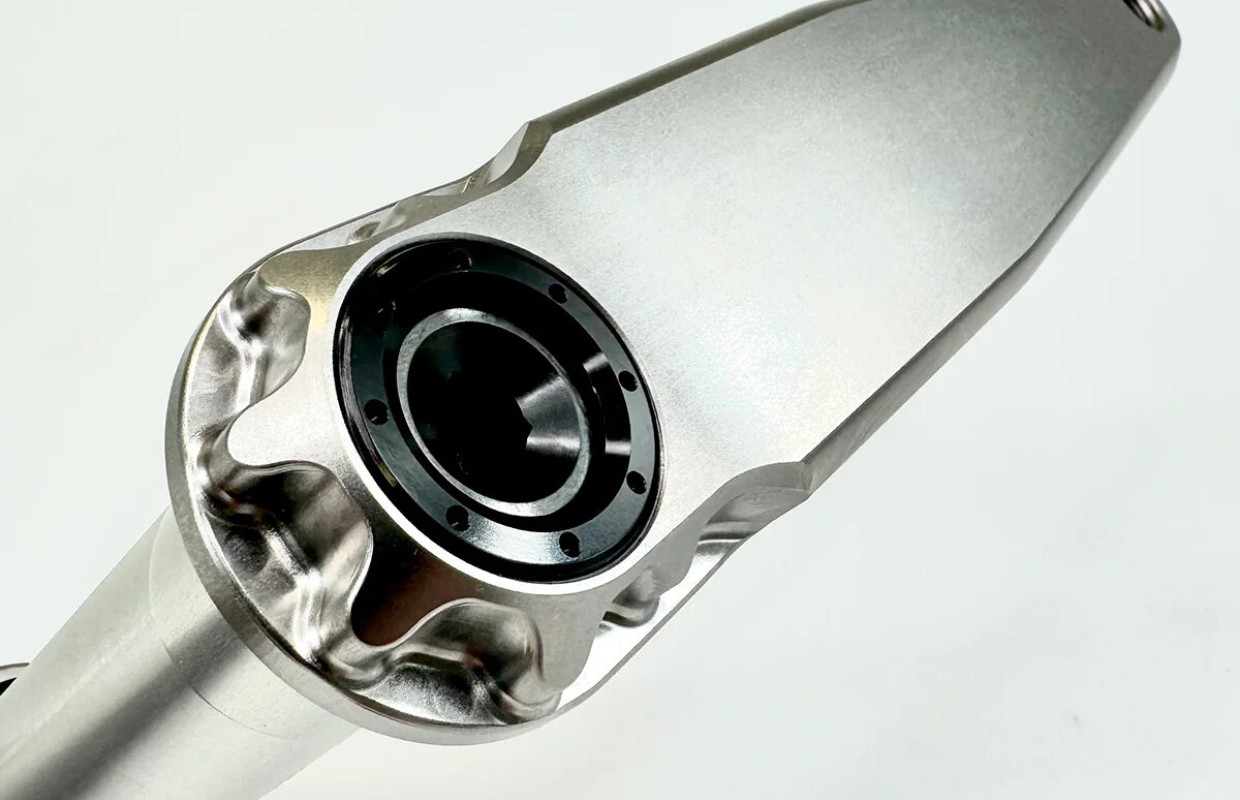 New titanium 5DEV cranksets for road, gravel, and XC