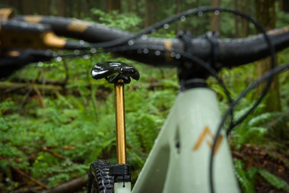 A RockShox patent shows an electronic dropper post with the battery ...