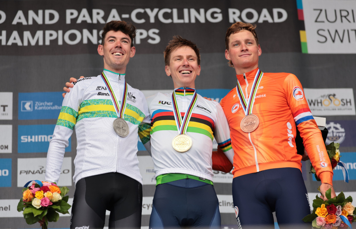 The 2024 World Championship in Zurich for Tadej Pogacar after a 100-kilometer breakaway