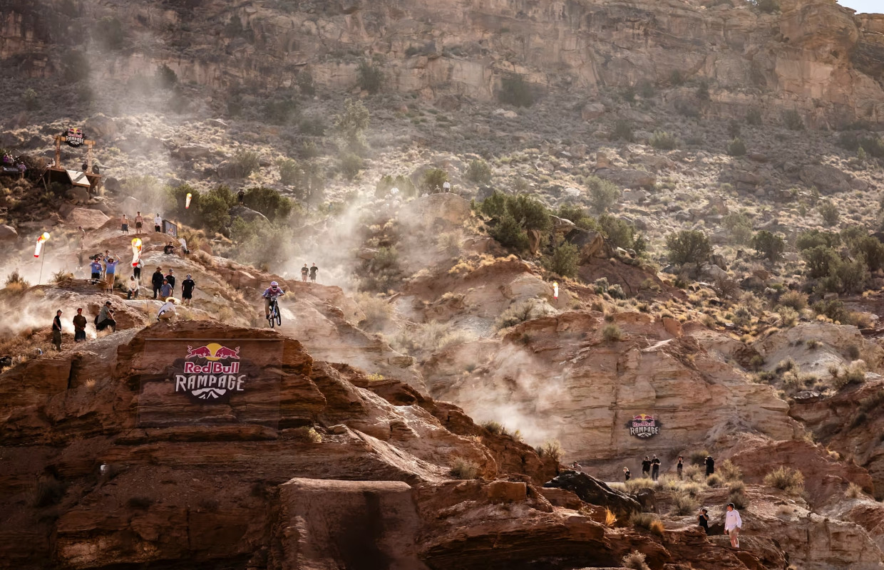 Robin Goomes es la primera ganadora de la historia del Red Bull Rampage