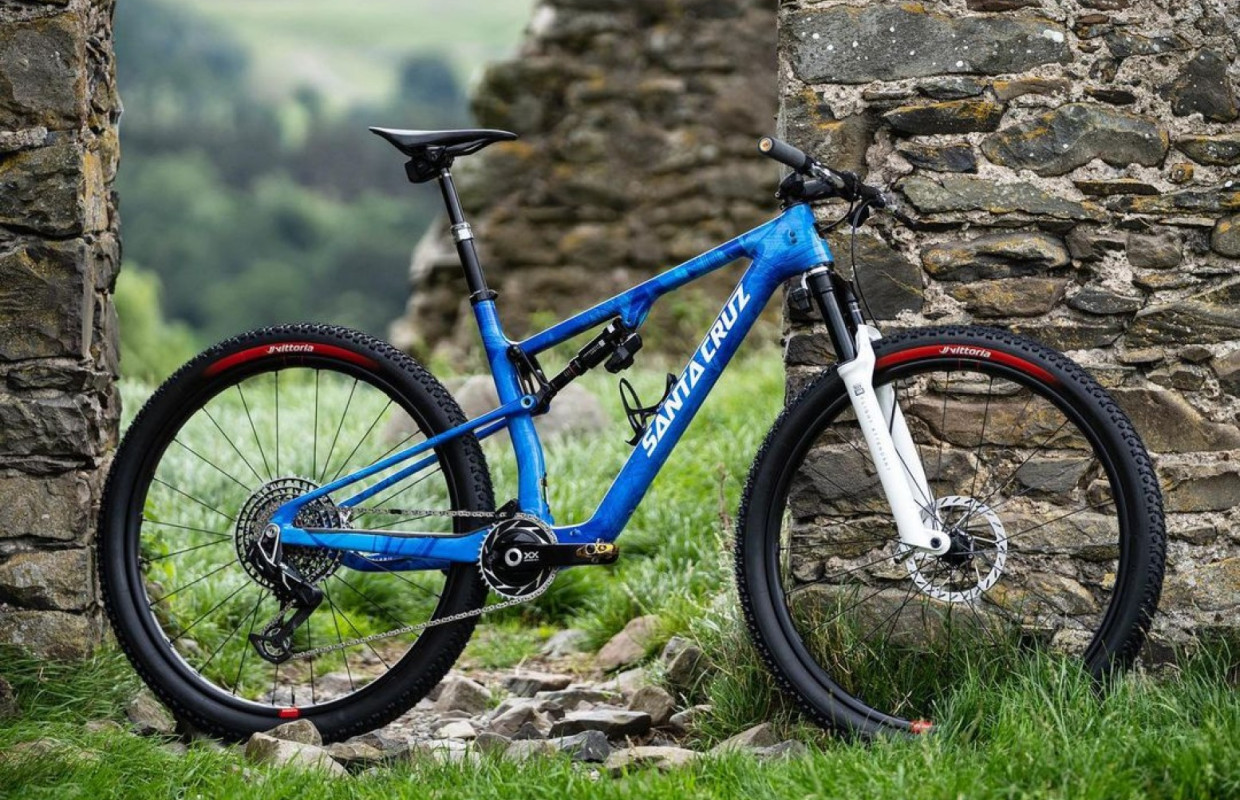 Pon Bike will close its current European plant for Santa Cruz and Cervelo