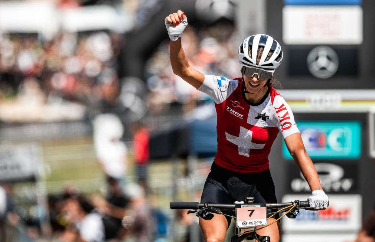 Jolanda Neff y Anton Cooper dejan el Trek Factory Racing