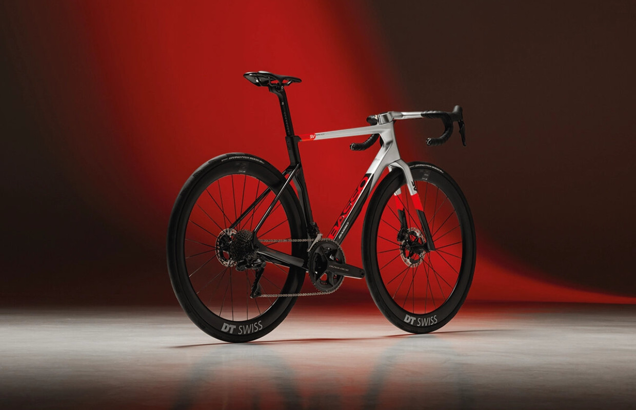 The new Basso Sempre Veloce takes its own path - all road aero?