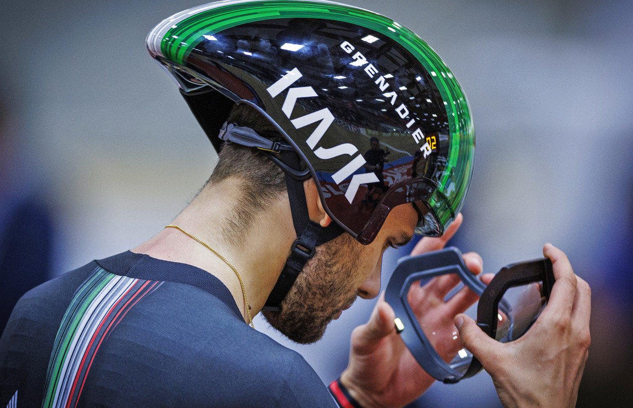 A UCI proíbe o último visor do capacete Kask da INEOS para contrarrelógio