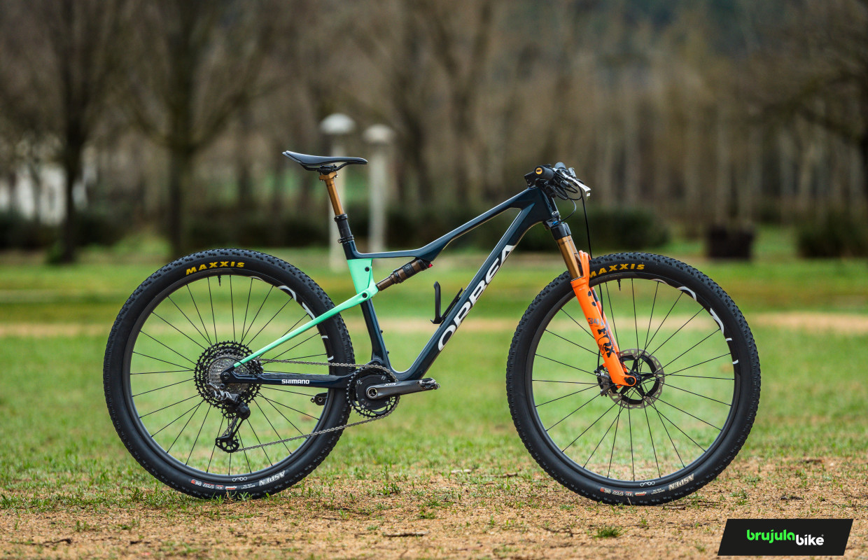 Combien pèse le nouveau Orbea Oiz de Simon Andreassen avant et après ...