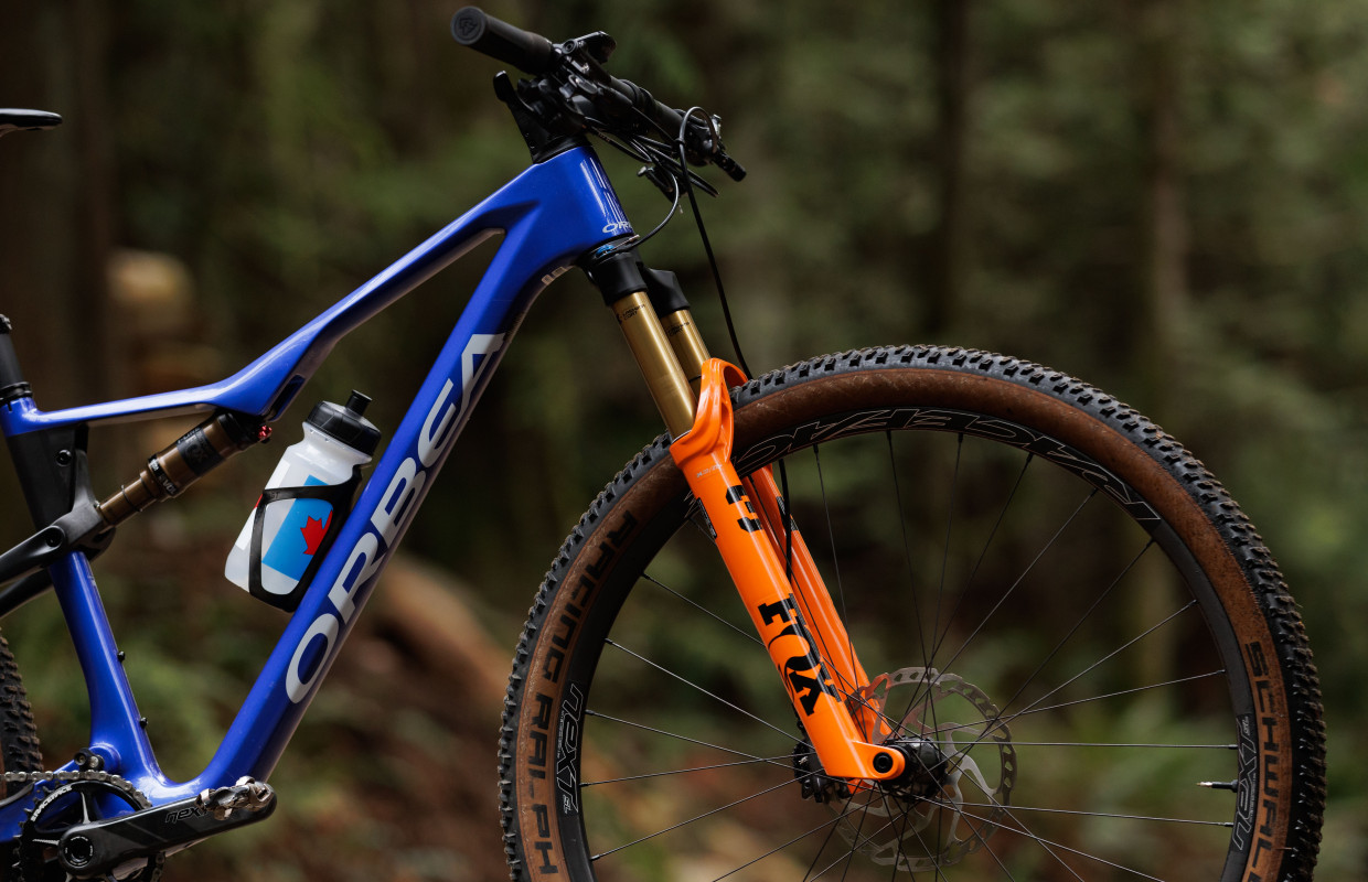 New FOX 34 SL fork: up to 130mm, stiffer, smoother and with a very low ...