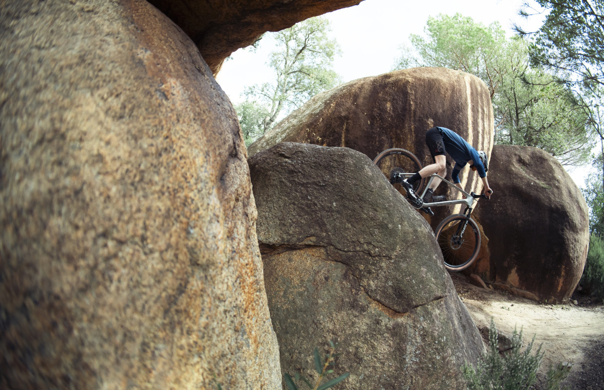 A nova Canyon Exceed 2025 se reinventa: mais rápida que uma gravel ...