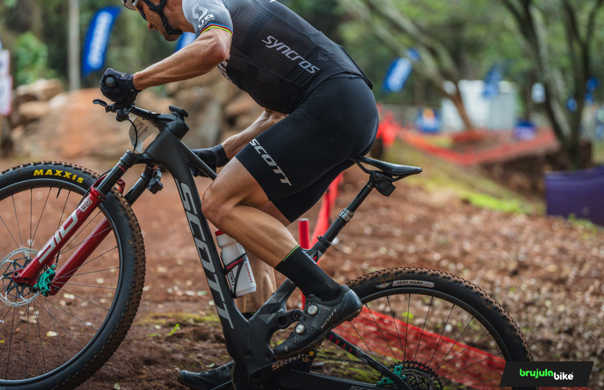 Nouveau RockShox Flight Attendant 2026 : mise à jour avec Launch Control et disponible pour VTT ...