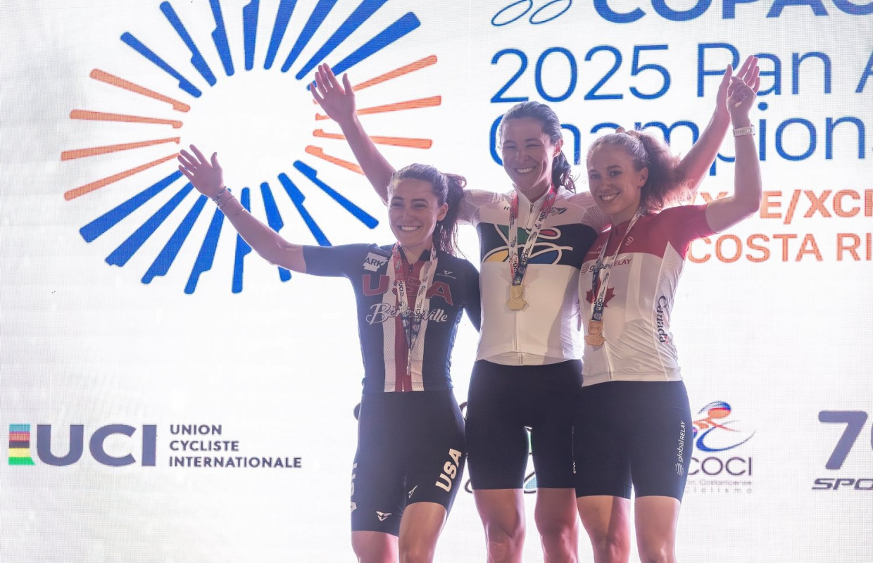 Jennifer Jackson arrasa no Panamericano XCO 2025 e Gerardo Ulloa volta ...