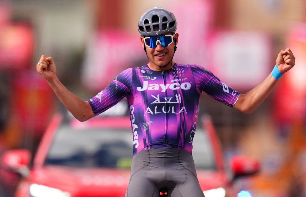 Luke Plapp completes the breakaway in the eighth stage of the Giro d ...