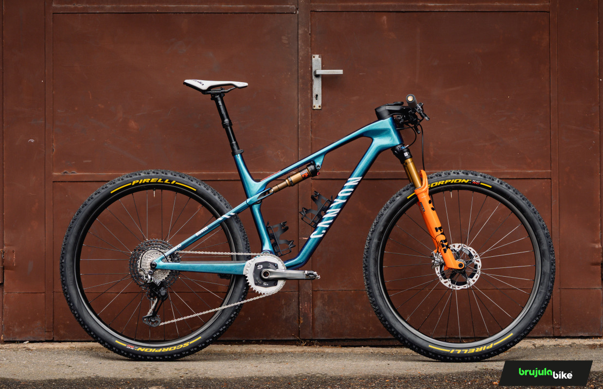 Em detalhes, a Canyon Lux World Cup de Van der Poel para Nove Mesto