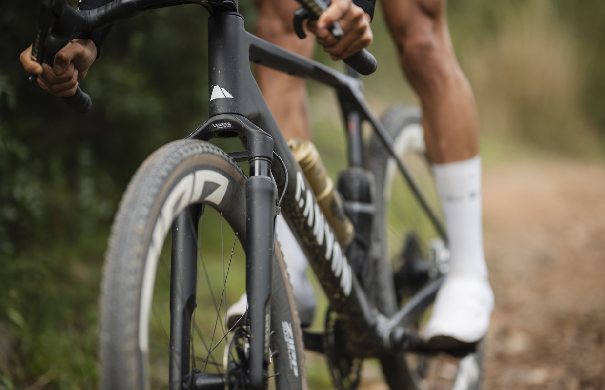 Canyon presents the Grail RIFT Edition with specific DT Swiss ...