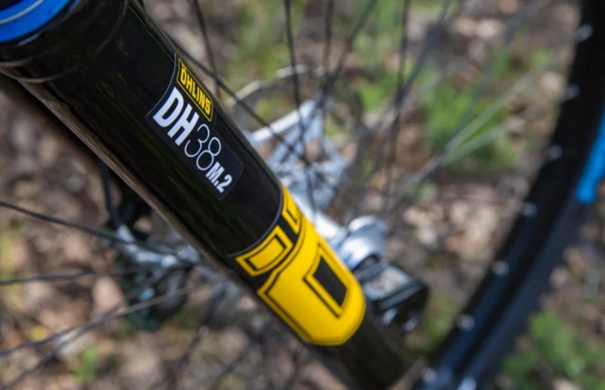 Öhlins renews its TTXAir, RXF38 and DH38 suspensions with key ...
