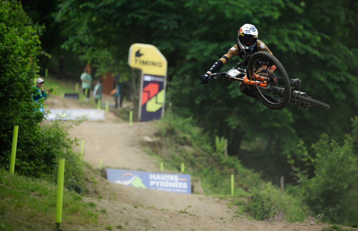 Hemstreet and Goldstone achieve a historic double for Canada at the Loudenvielle DH World Cup