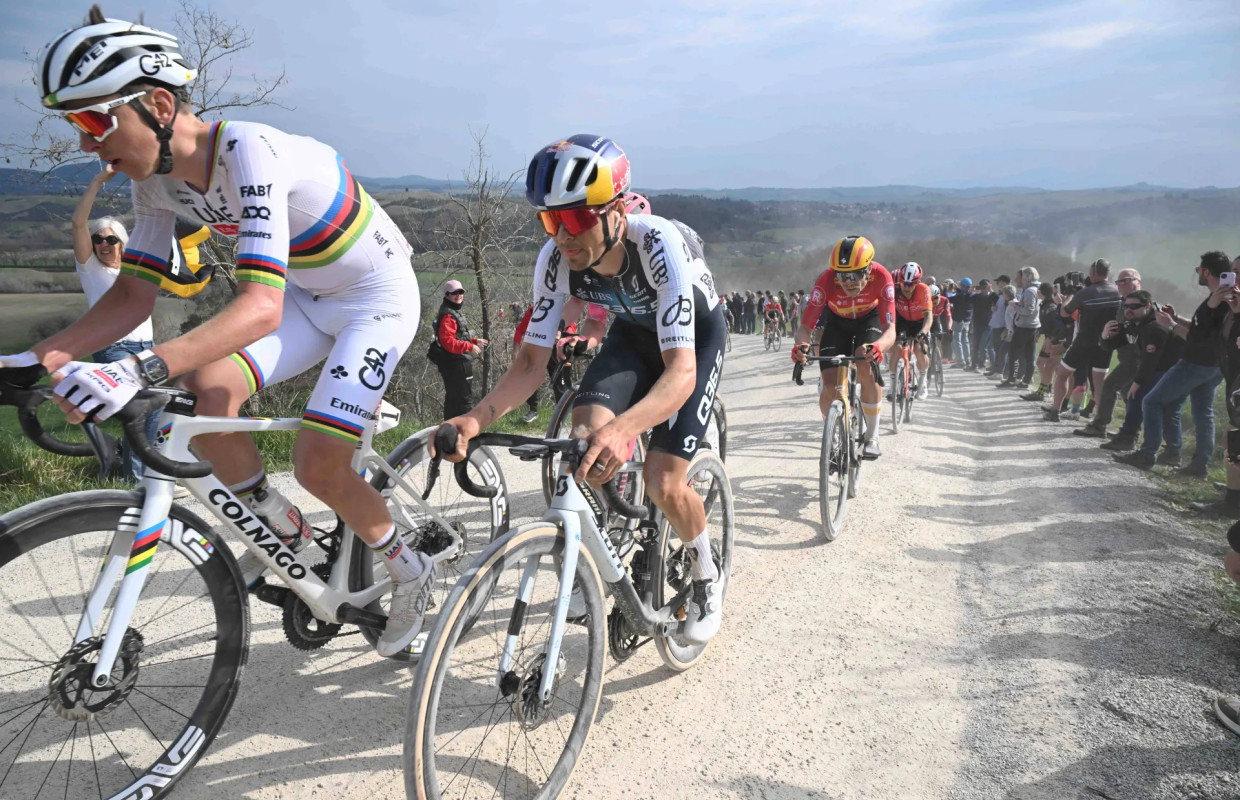 Pidcock apunta al Mundial de Gravel y confirma su presencia en la Vuelta