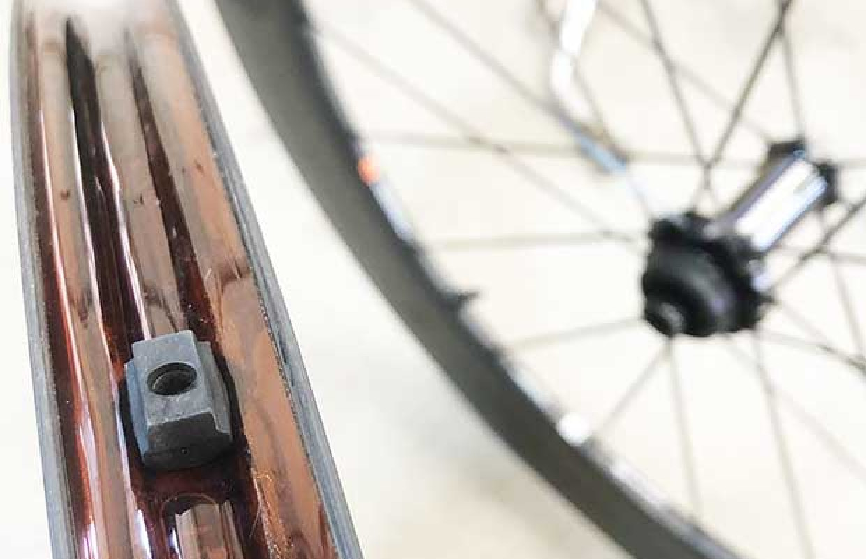 "I do not recommend hookless wheels": Silca's CEO apologizes, but ...