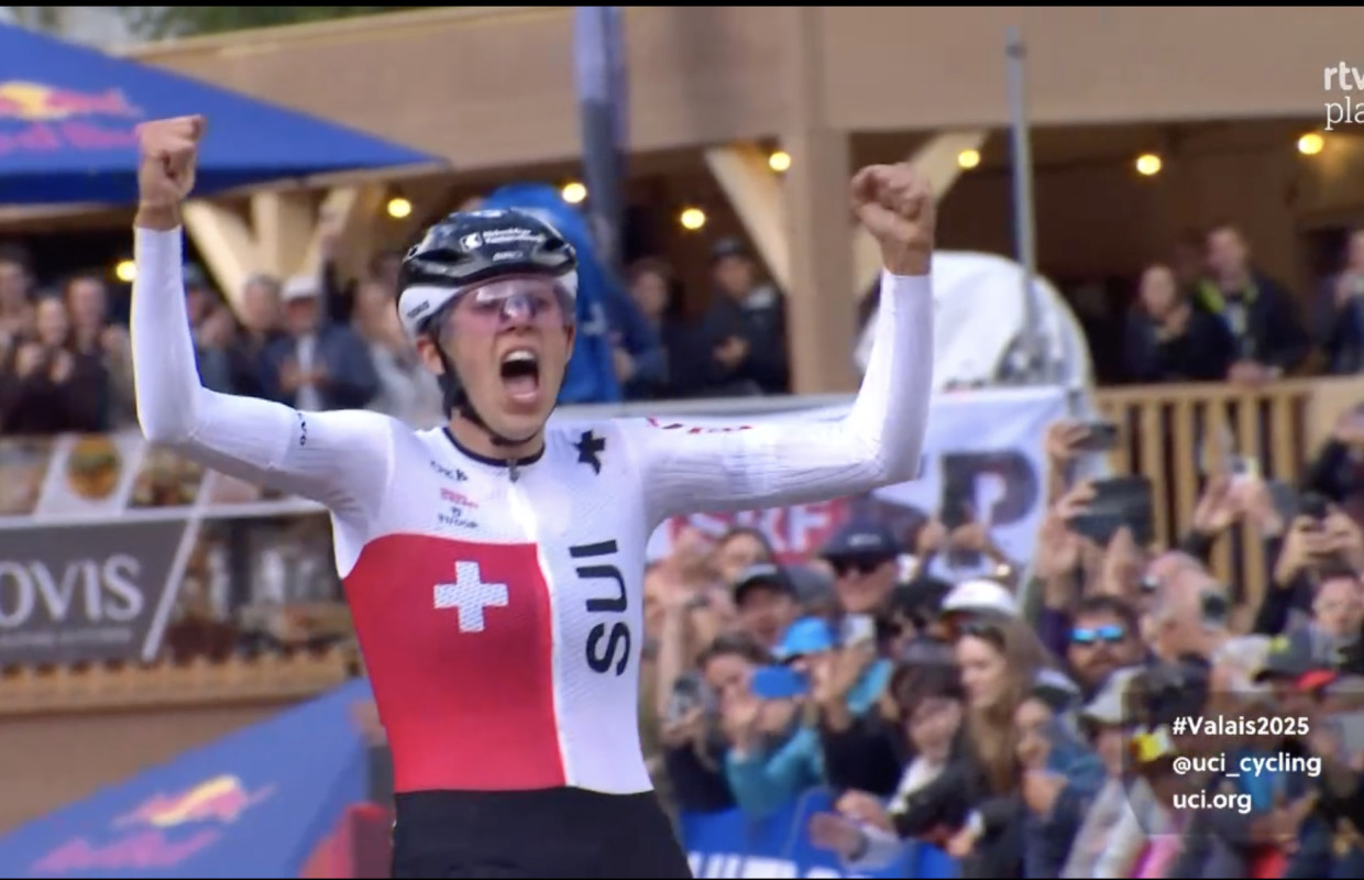 Alessandra Keller remporte le Championnat du Monde de Short Track 2025 ...