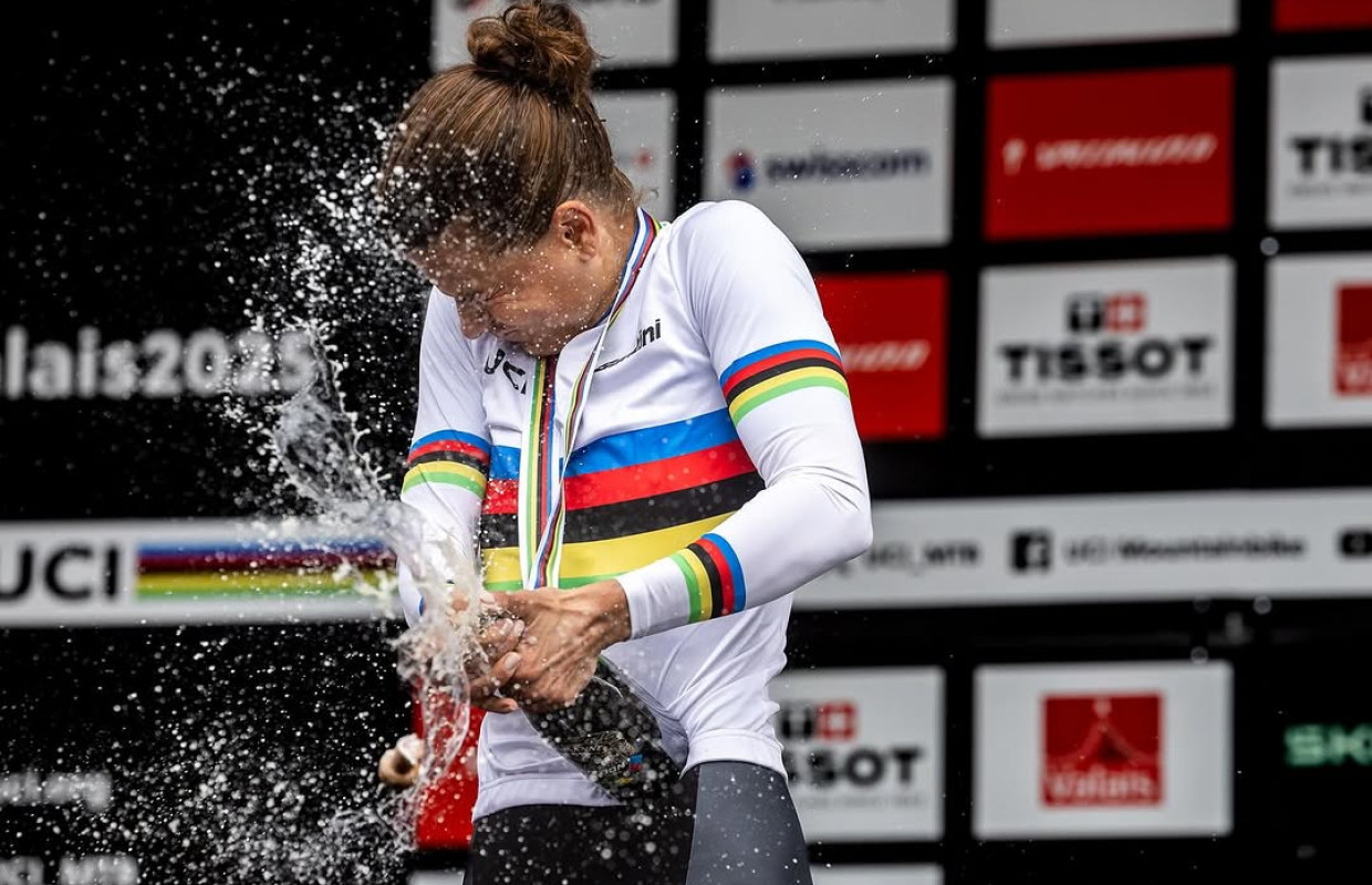 7 minutos de vídeo com o melhor do Mundial de XCO Elite