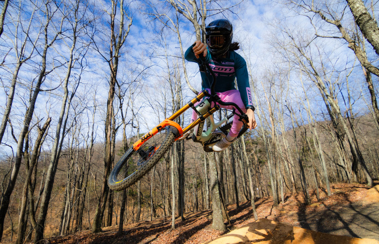 Norton e Blewitt se juntam à SCOTT DH Factory em uma poderosa equipe de ...