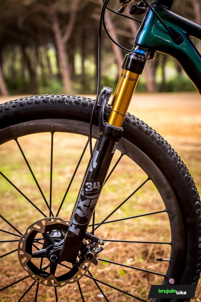 Probamos la Scott Spark RC 900 SL AXS, la más ligera y rápida de la gama RC