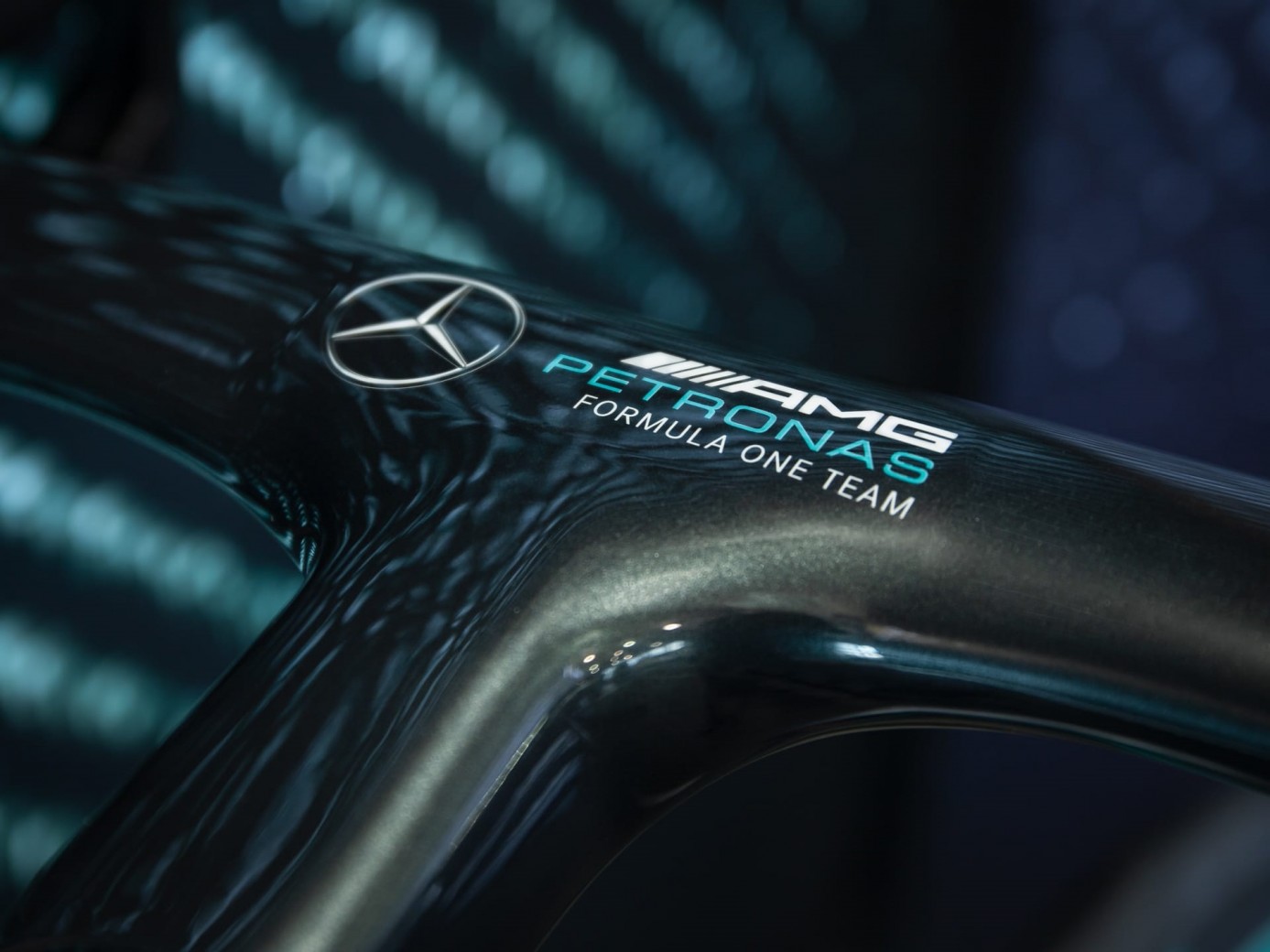 Mercedes AMG Petronas V11, una bici propia de la Fórmula 1