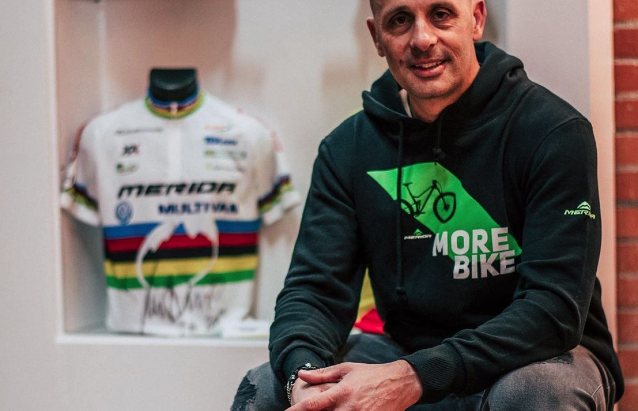 Jose Antonio Hermida será la voz en español de RedBull TV en la Copa ...