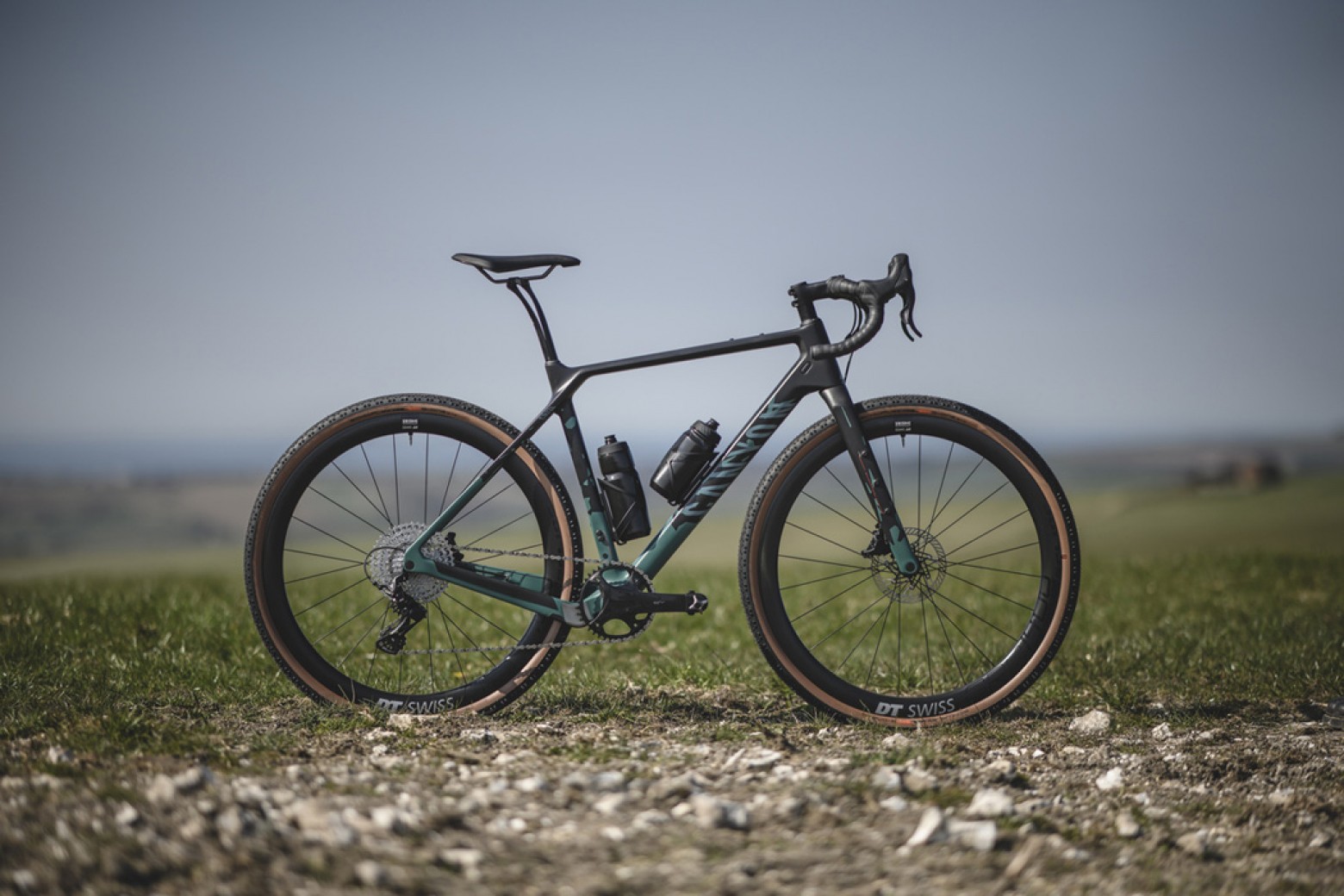 Canyon Grizl, una gravel de carbono con alma bikepacking