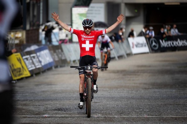 Mathias Fluckiger gana el Short Track de Leogang