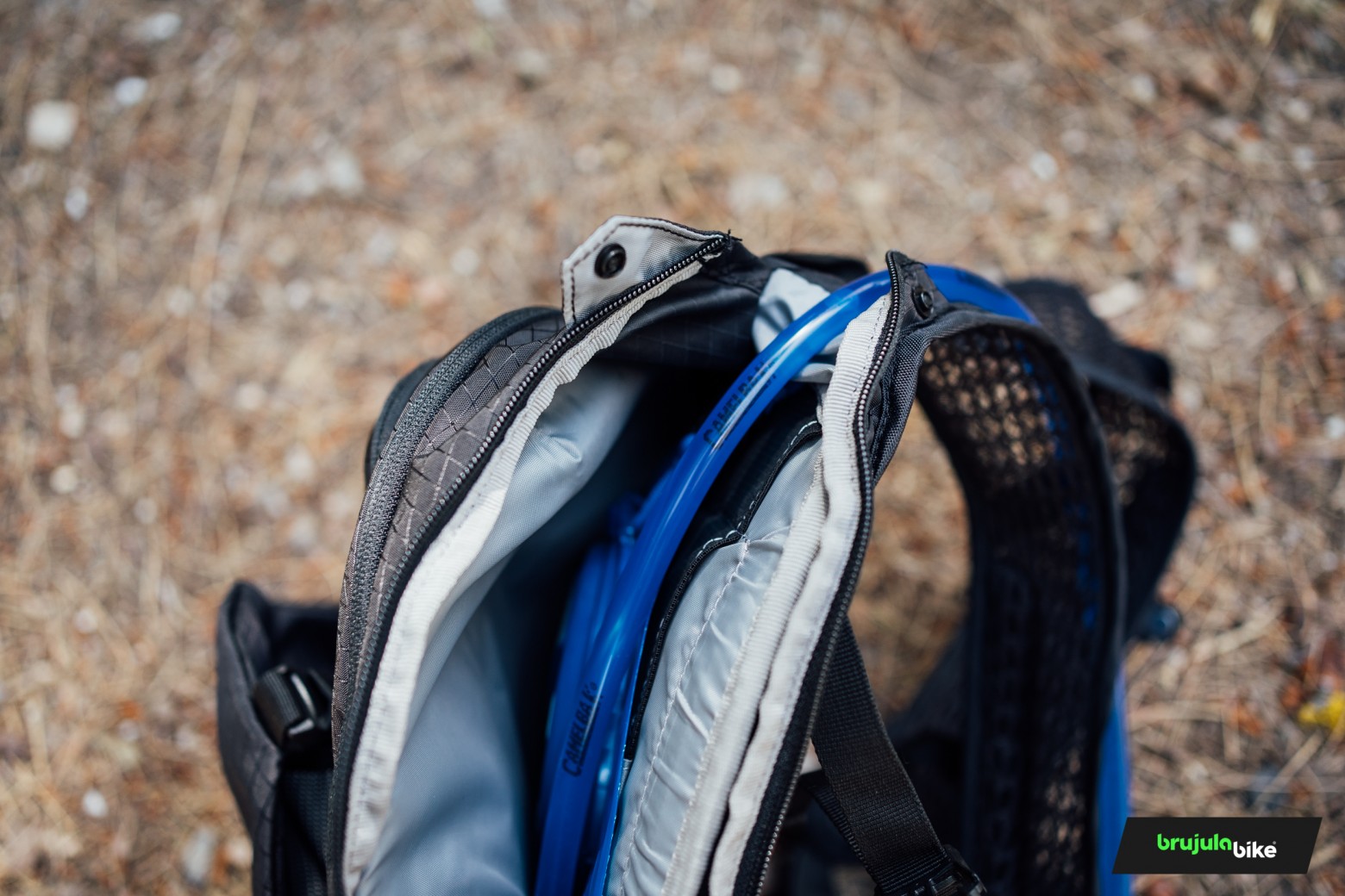 Probamos la Camelbak Hawg 20L, una mochila premium con alma de aventura