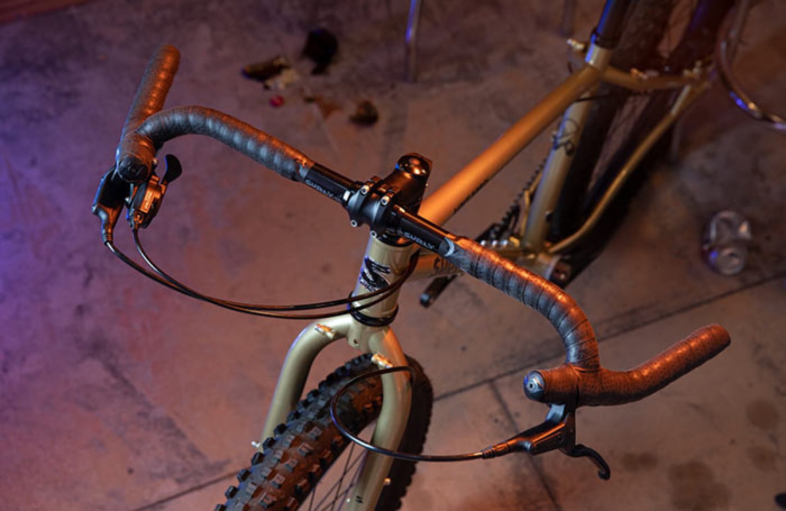 Manillar Surly Corner: lo puedes montar en tu MTB sin cambiar componentes