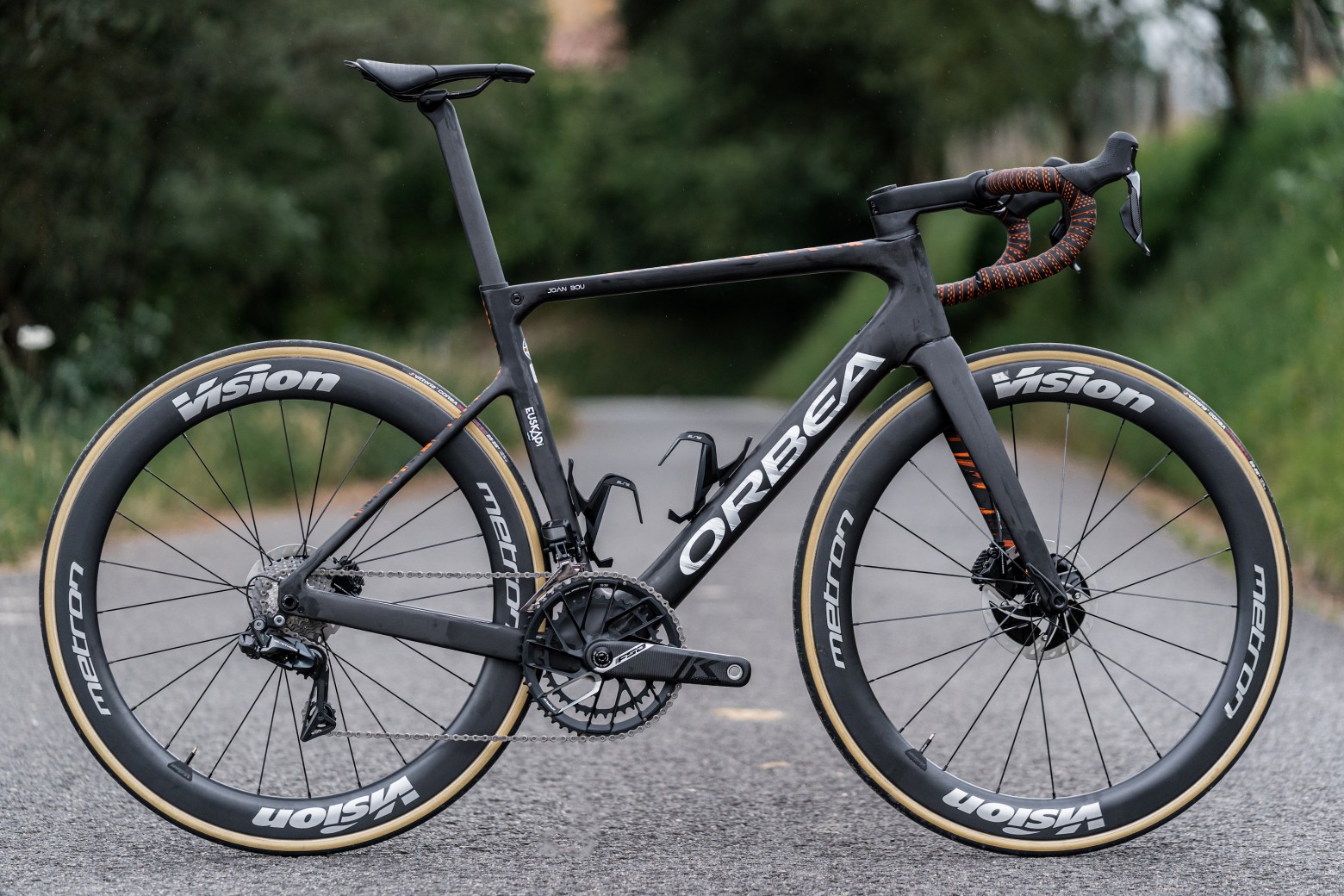 La Orbea Orca con la que el Euskaltel-Euskadi regresa a la Vuelta de España