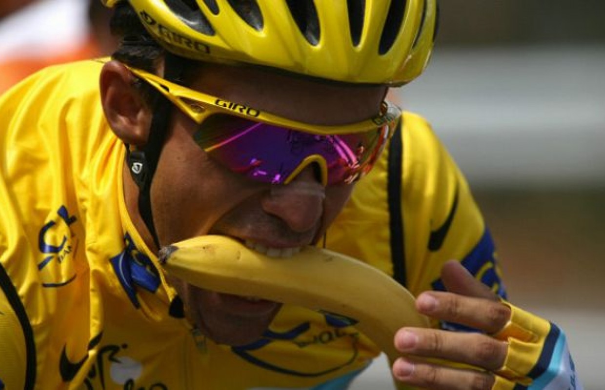 O que um ciclista come durante um dia no Tour de France