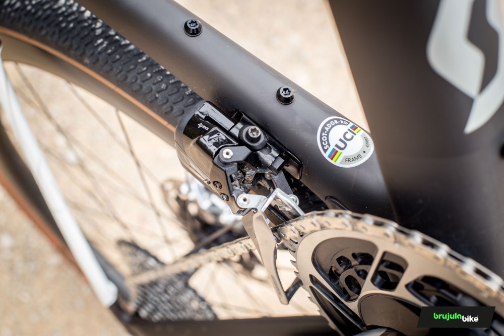 Probamos la Scott Addict Gravel Tuned: integración, velocidad y ...