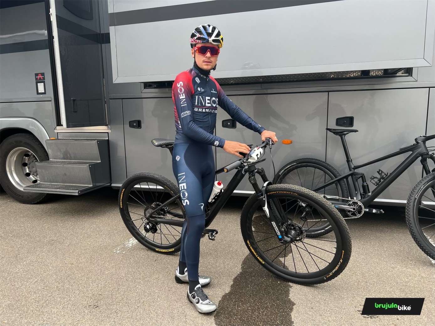 La BMC Fourstroke con suspensión electrónica de Tom Pidcock